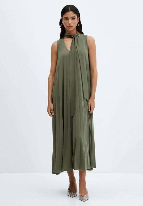 Robes vert olive en ligne sur la boutique Zalando