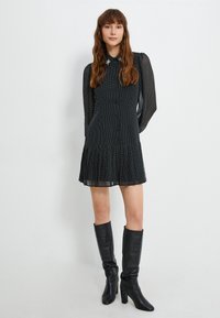 Koton ACCESSORY DETAIL PUFF SLEEVE PLEATED - Abito a camicia - black ...