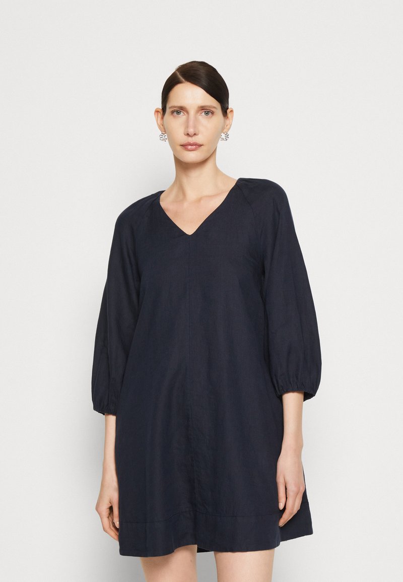 Marc O'Polo DRESS SHORT LENGTH A LINE FEMININE NECKLINE - Rochie de zi ...