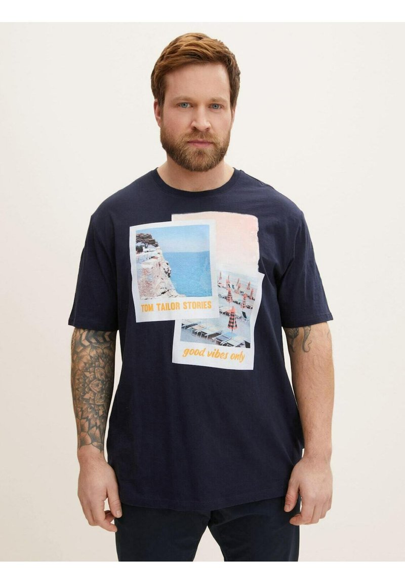 TOM TAILOR MIT FOTOPRINT - T-Shirt print - sky captain blue/dunkelblau ...