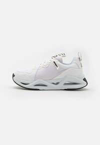 EA7 Emporio Armani INFINITY EVOLUTION UNISEX - Sneakers laag - white ...
