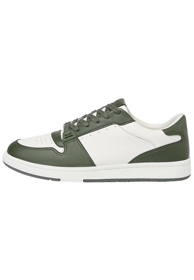 PULL&BEAR CASUAL WITH PIECE DETAILS - Trainers - green - Zalando.de