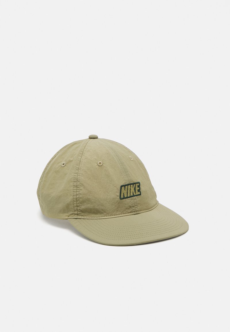 Nike Sportswear CLUB CAP UNISEX - Cap - neutral olive/vintage green ...