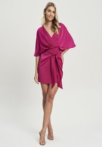 TUSSAH TAMARYN MINI - Robe de jour - hot pink/rose clair - ZALANDO.FR