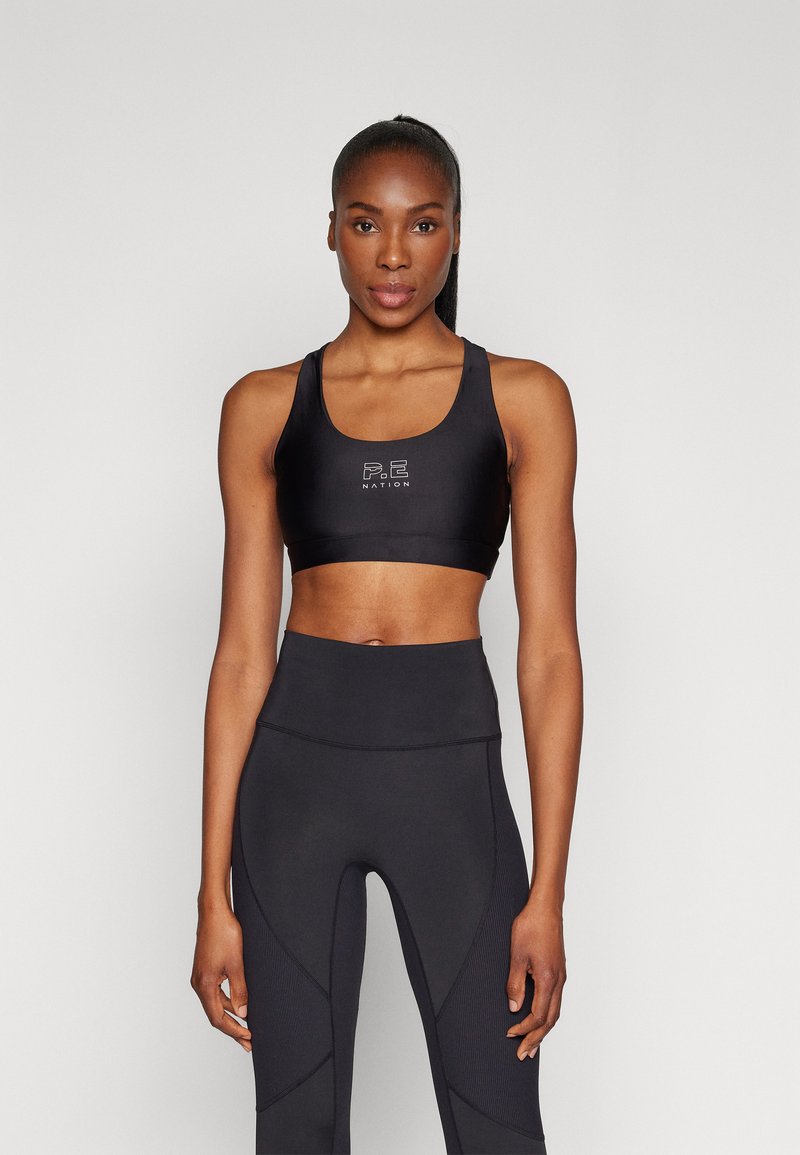 P.E Nation LONG RANGE BRA - Medium support sports bra - black - Zalando.ie