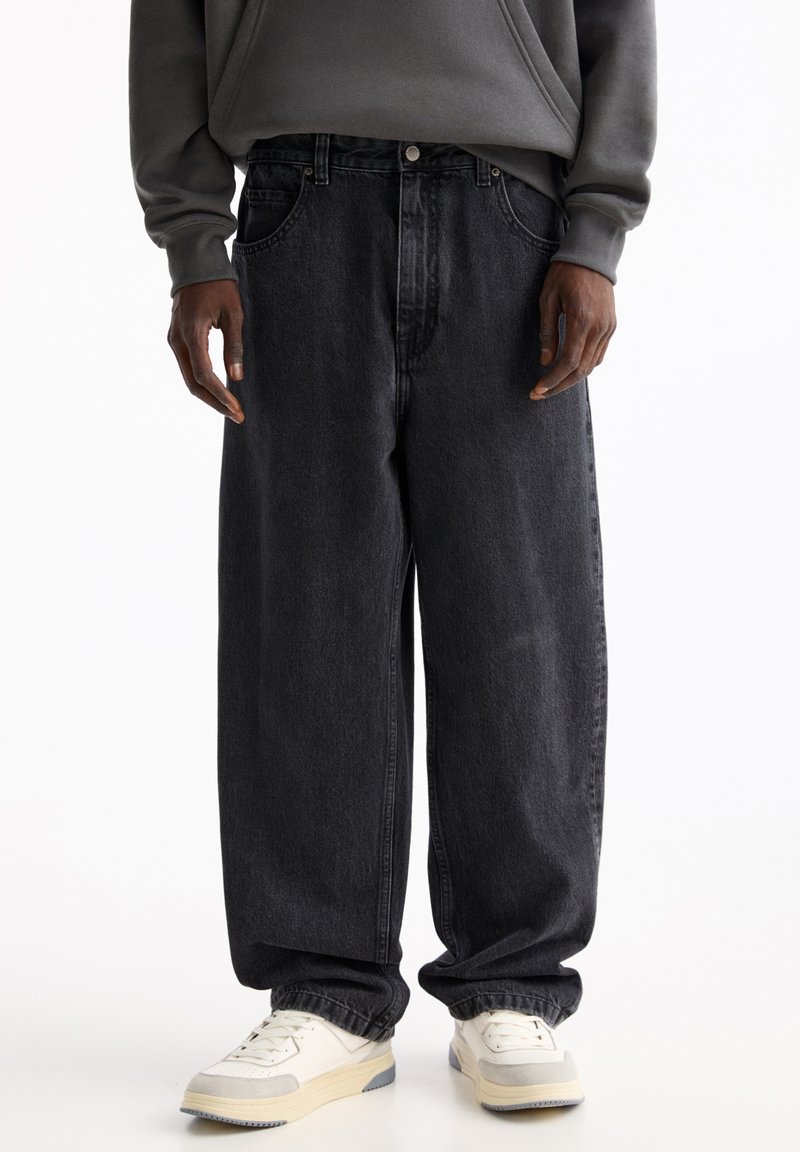 PULL&BEAR BAGGY - Relaxed fit jeans - mottled black/gemêleerd zwart ...