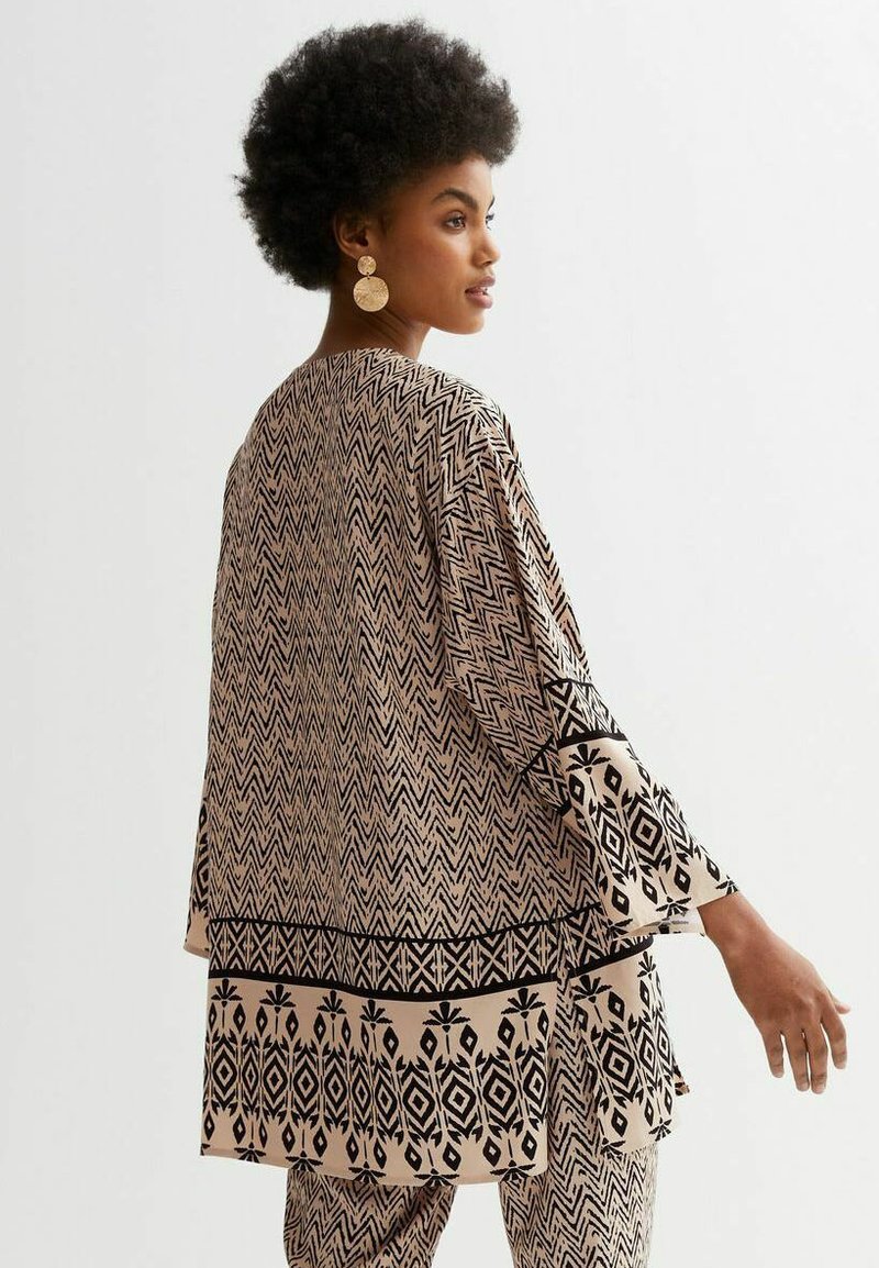 New Look ABSTRACT PATTERN MIDI KIMONO - Lichte jas - off white/crème ...