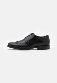 Clarks HOWARD WING - Nauhakengät - black/musta - Zalando.fi