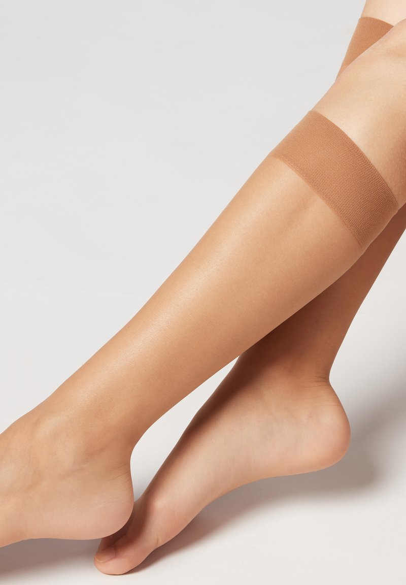 Calzedonia 8 DEN Sheer - Knee high socks - bronze - Zalando.ie
