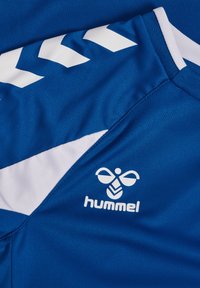 Hummel CORE 2.0 L/S - Långärmad tröja - true blue white/neonblå ...