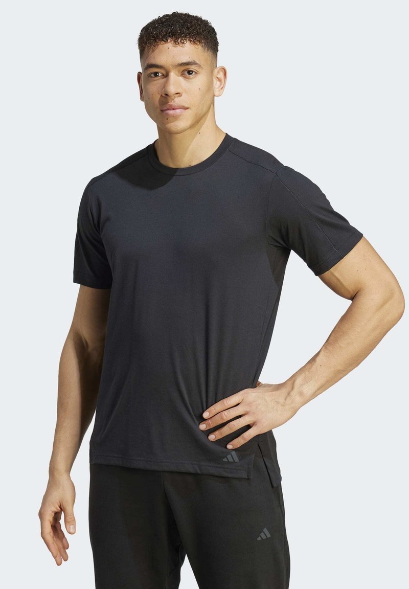 adidas Performance YOGA BASE - Basic T-shirt - black - Zalando.co.uk