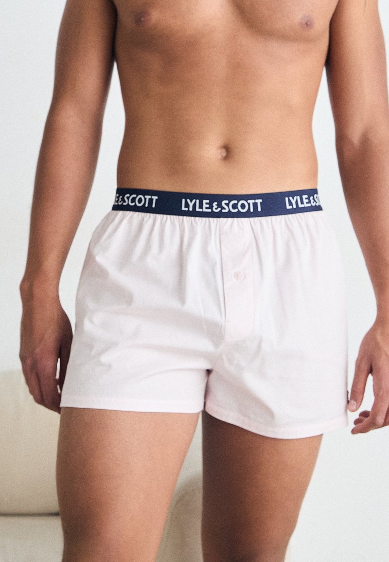 Lyle & Scott DYLAN 2 PACK - Boxer shorts - ballet slipper/peacoat/dark ...