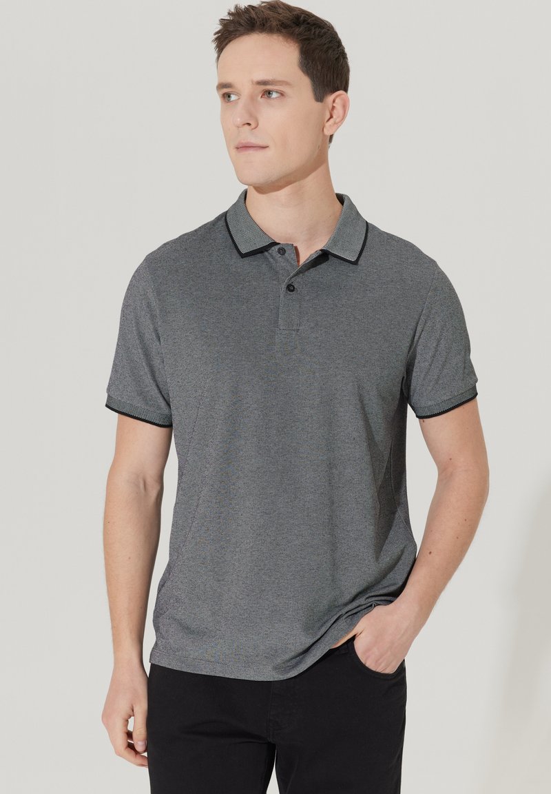AC&CO / ALTINYILDIZ CLASSICS Polo shirt - Tshirt/black - Zalando