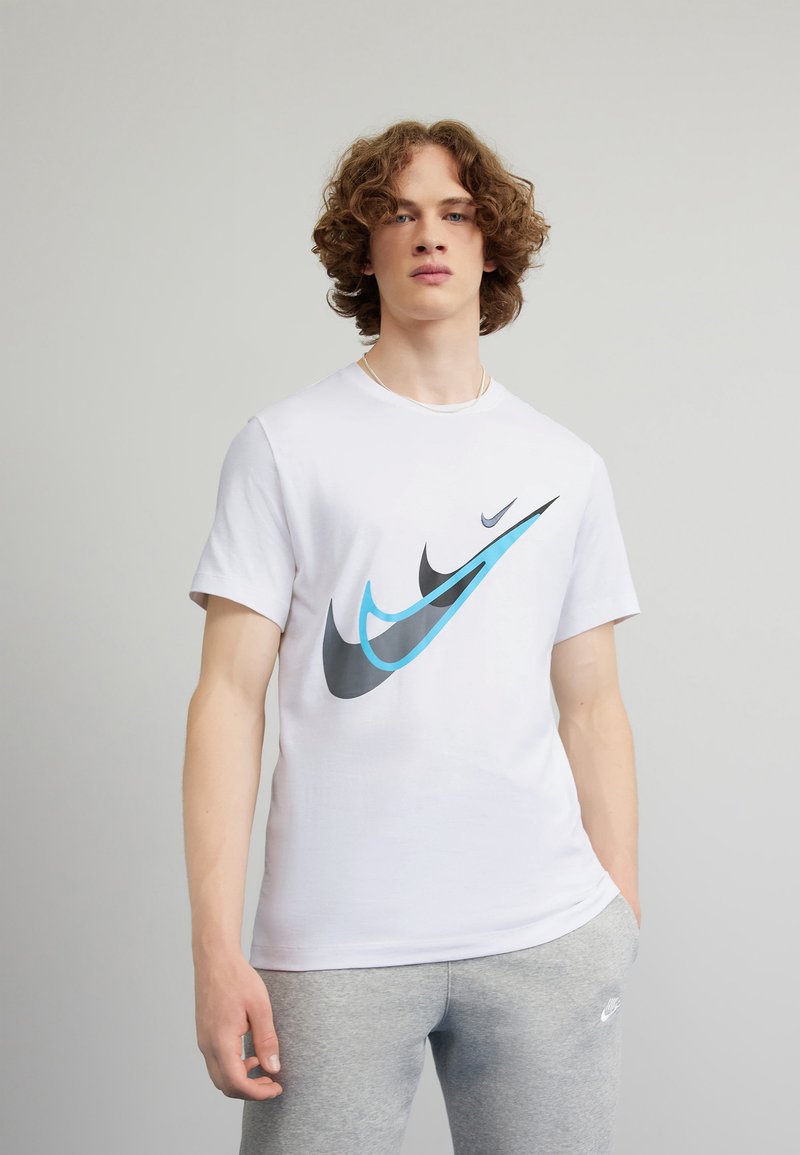 Nike Sportswear TEE - Triko s potiskem - white/bílá - Zalando.cz