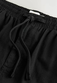 Next REGULAR FIT-ELASTICATED WAIST DRAWSTRING TAPERED - Chinos - black ...