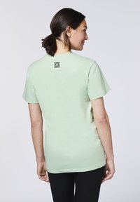 Detto Fatto UNISEX MIT QR-CODE - T-Shirt print - silt green/mint ...