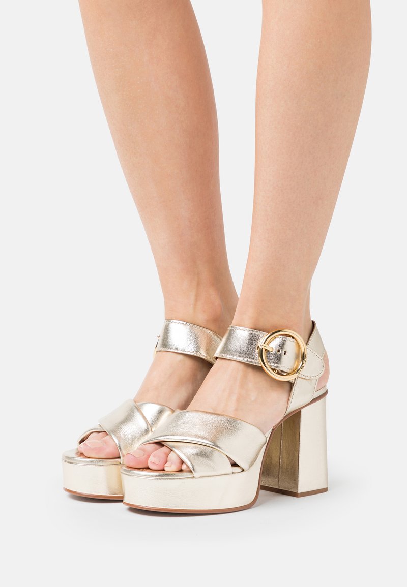 See by Chloé LYNA - Sandali con plateau - light gold/dorato - Zalando.it