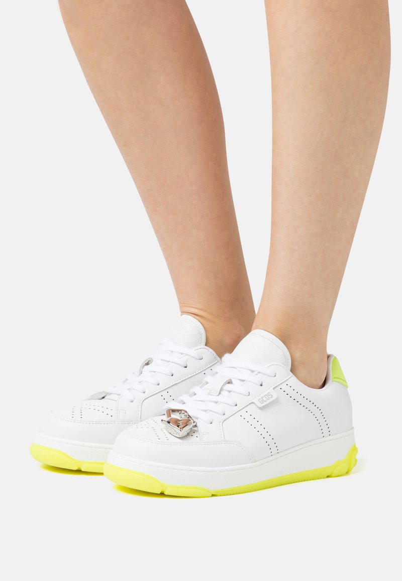 GCDS ESSENTIAL NAMI - Trainers - lime/green - Zalando.ie