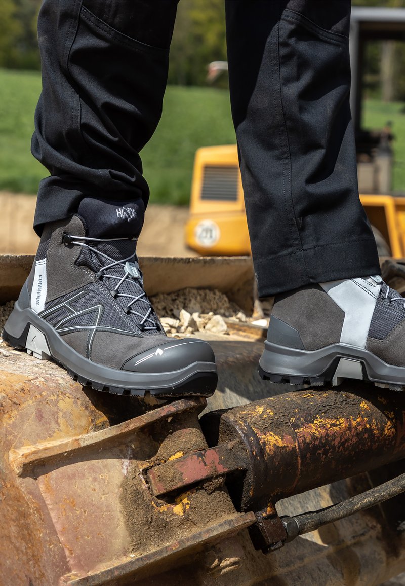 Haix CONNEXIS SAFETY GTX MID - Sneaker high - silber/silberfarben - Zalando