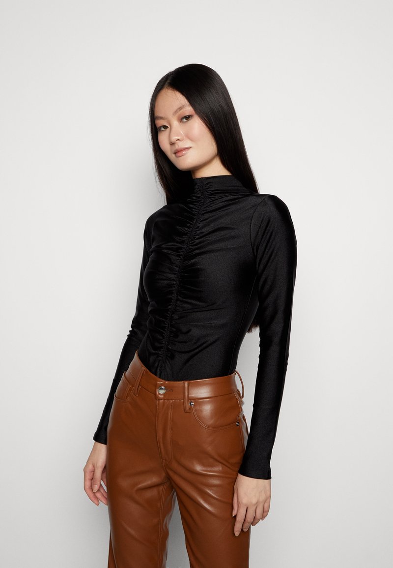 Good American DISCO RUCHED FUNNEL BODY - Langarmshirt - black/schwarz ...