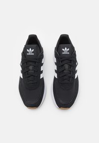 adidas Originals RETROPY F2 UNISEX - Sneakers basse - core black/footwear white/nero - Zalando.it