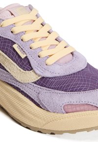 Vans ULTRARANGE NEO 2.0 - Zapatillas - medium purple/morado - Zalando.es