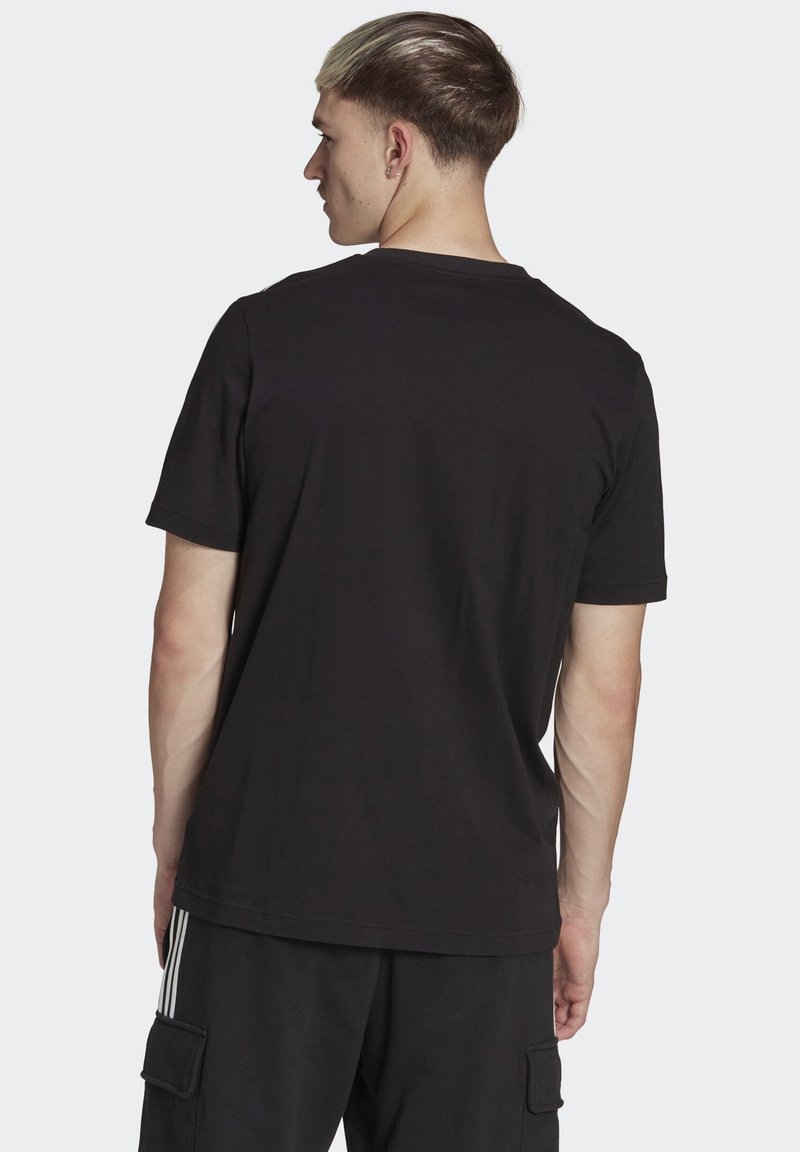 adidas Originals TECH TEE - Basic T-shirt - black - Zalando.co.uk