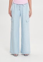 Rinascimento Flared Jeans - himmelblau/light blue - Zalando