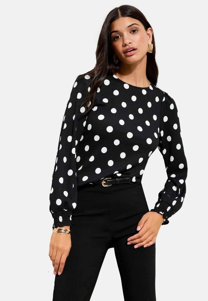 Friends Like These REGULAR FIT - SHIRRED CUFF - Blouse - spot/noir ...