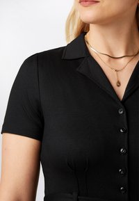 King Louie SHEEVA CLASSIC - Jersey dress - black - Zalando