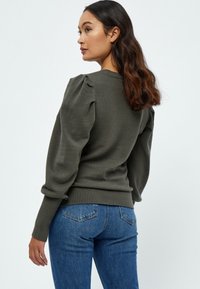 PEPPERCORN Trui - beluga green/donkergroen - Zalando.nl