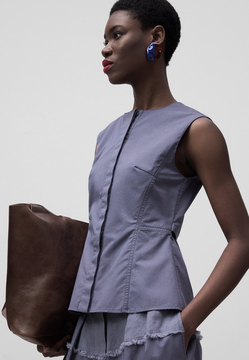 ADOLFO DOMINGUEZ Blouse - light blue - Zalando
