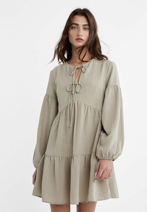 b.young BYFALAKKA SHORT DRESS - Freizeitkleid - italian straw/gelb ...