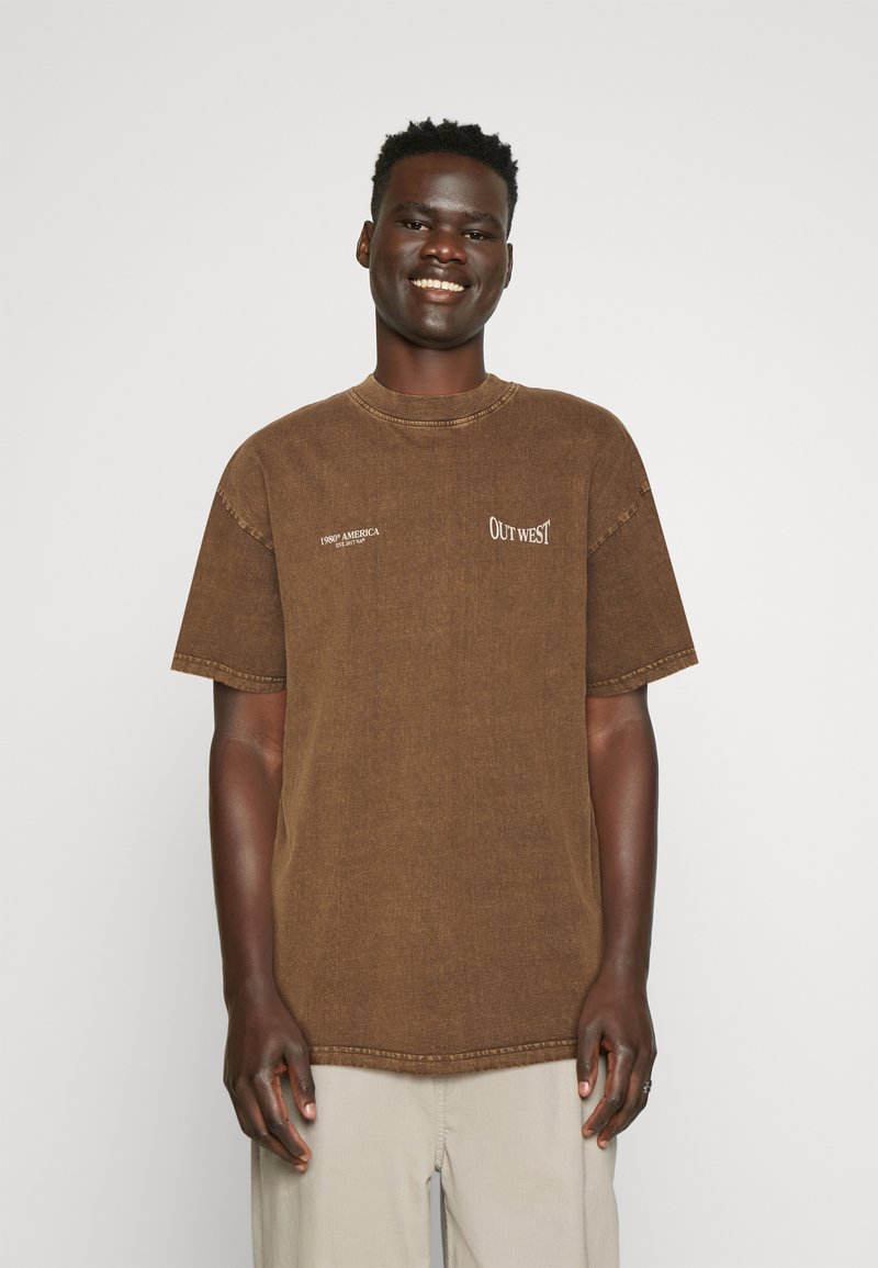 Night Addict Print T-shirt - acid wash brown/brown - Zalando