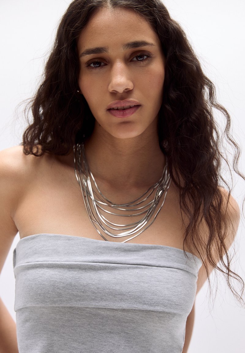 PULL&BEAR MULTI-STRAND - Halskette - silver coloured/silberfarben - Zalando.de