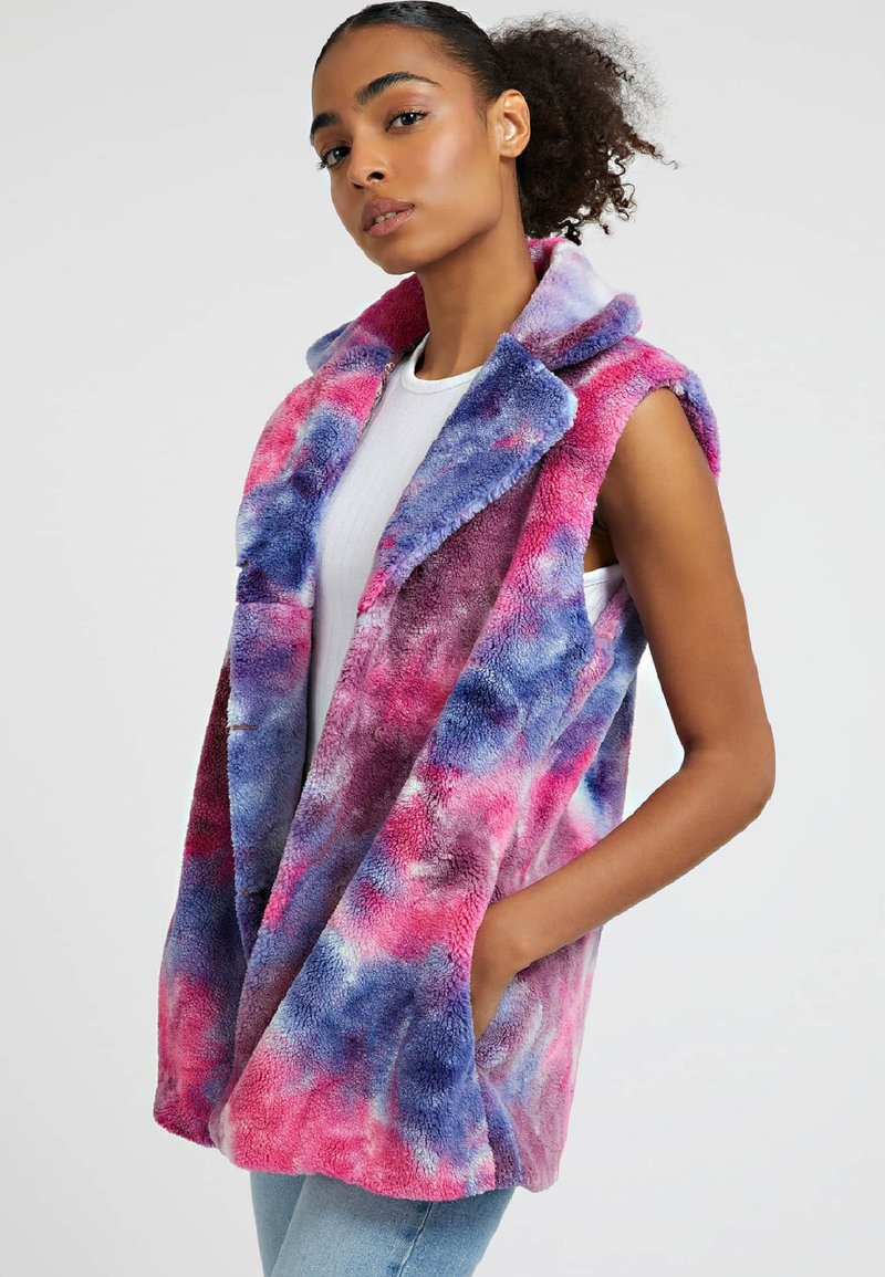 Guess Mit Graffiti Print Weste Mehrfarbe Rose Rosa Zalando Ch
