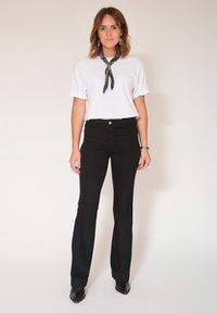MKT Studio HEDIANAPOWERSTRECH - Jean bootcut - black/noir - ZALANDO.FR