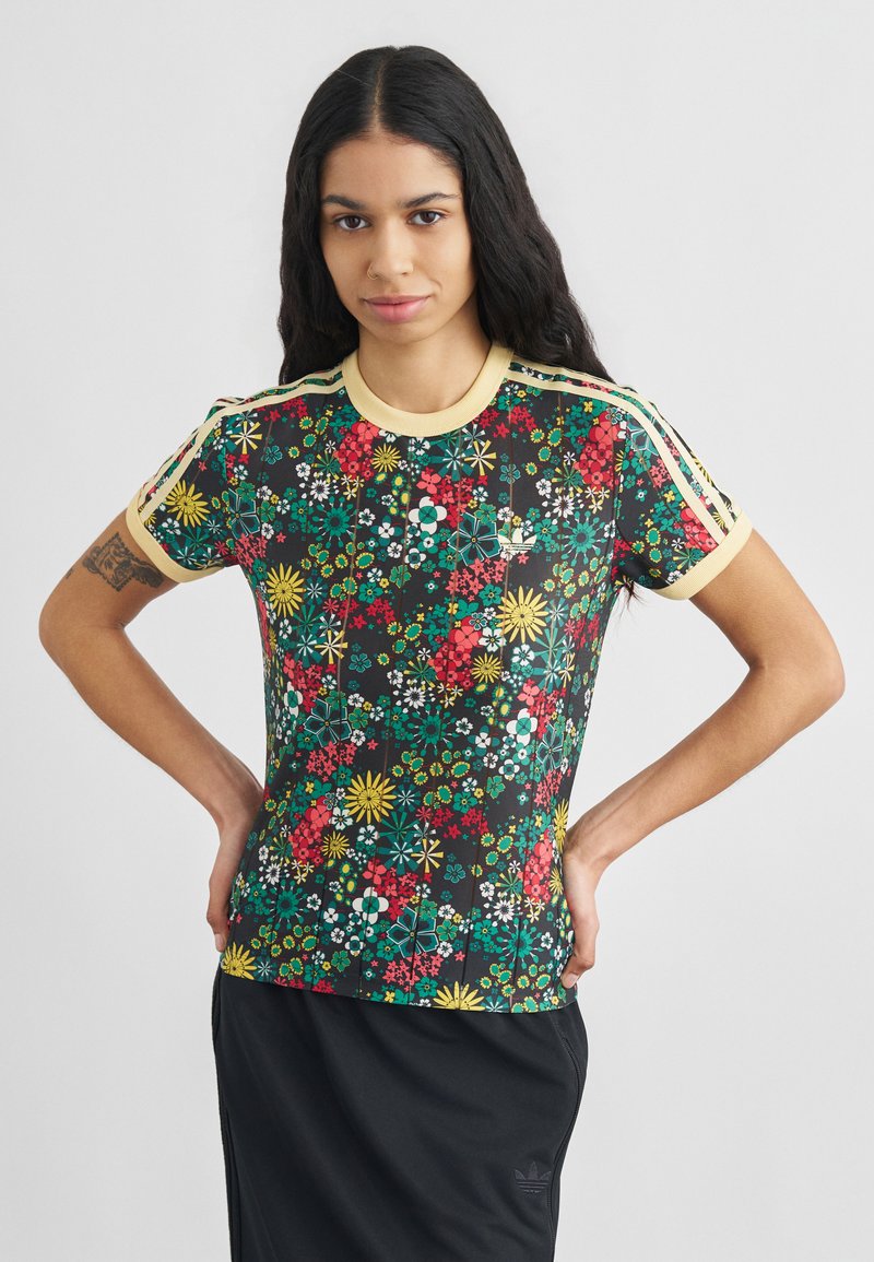 adidas Originals TEE SLIM - Print T-shirt - black/bold green/collegiate ...