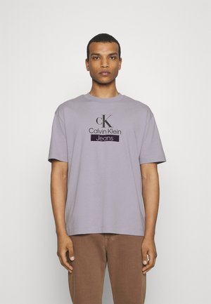 Calvin Klein Jeans MONOLOGO WASHED TEE UNISEX - T-shirt print - washed black/zwart - Zalando.nl