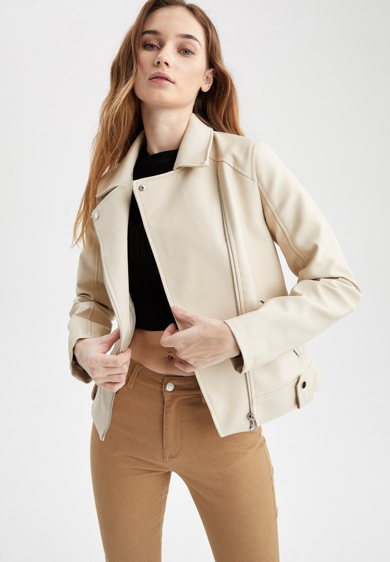 Defacto Regular Fit Kunstlederjacke Beige Zalando De