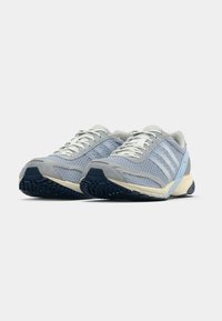 adidas Originals ADIZERO ADIOS OG - Joggesko - crystal sky/footwear ...