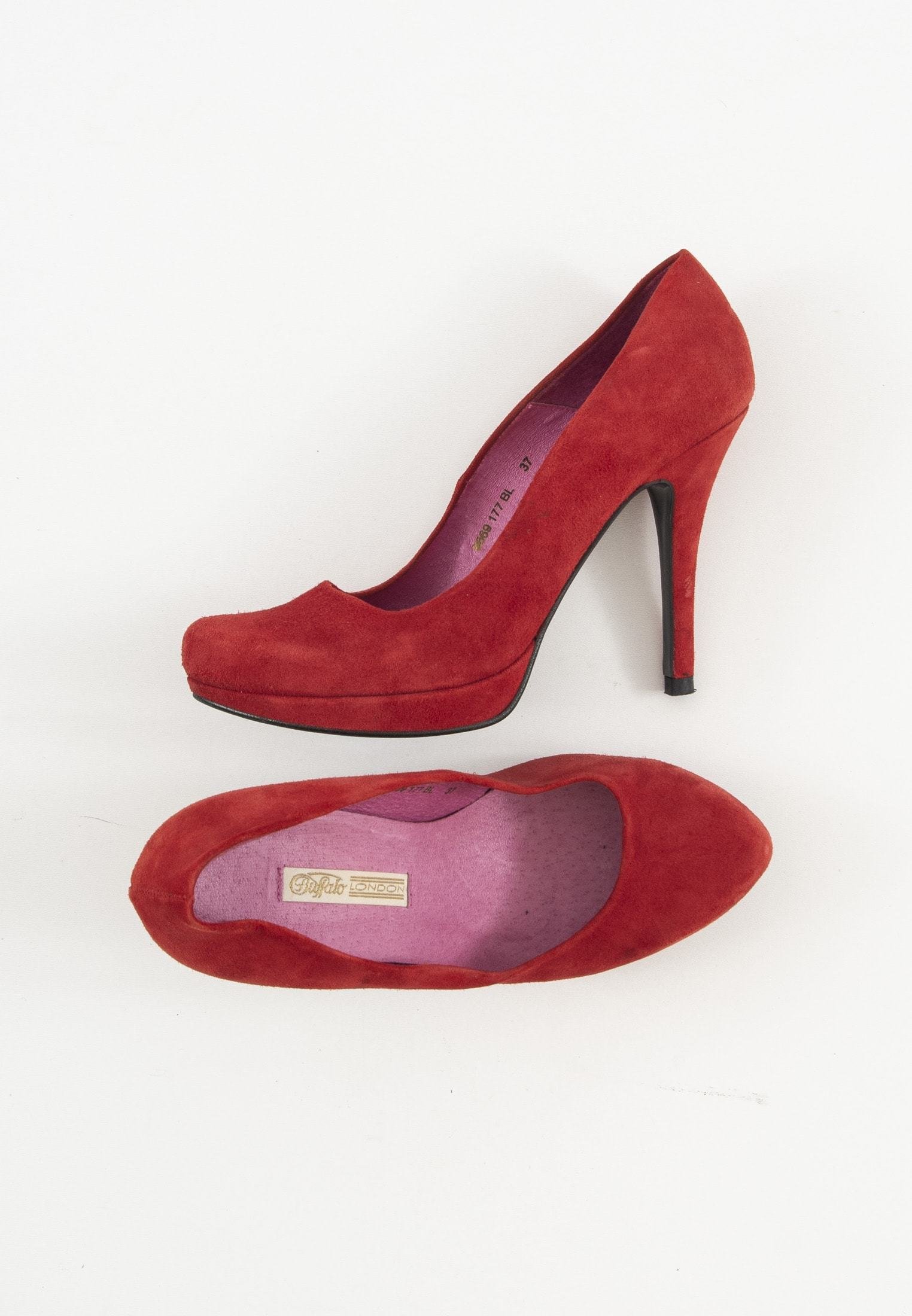 Wer Sympton Verhältnis buffalo rote high heels Erhoben Beerdigung ...