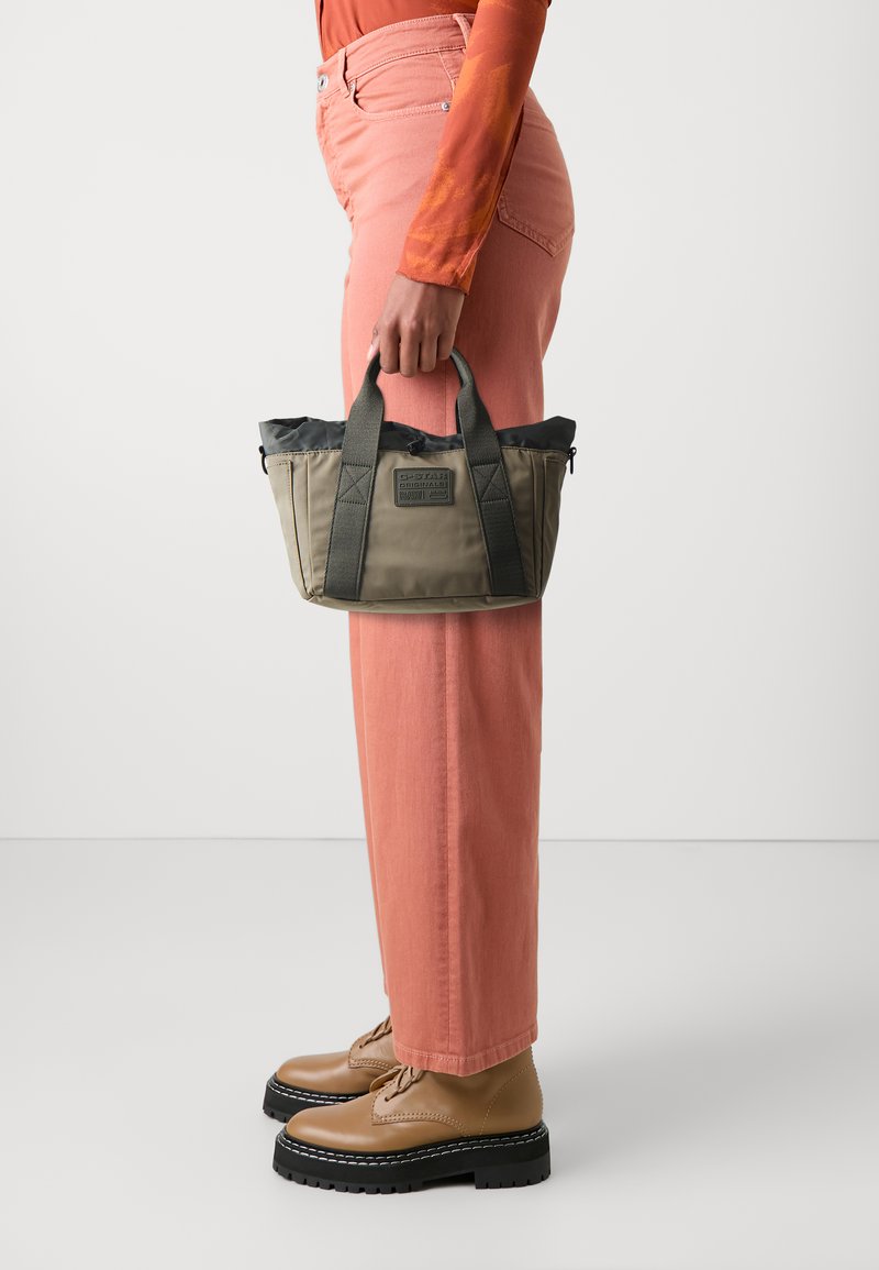 G-STAR MINI CARGO TOTE - Handbag - brindle/black - Zalando.co.uk