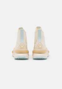 Converse RUN STAR LEGACY PLATFORM FESTIVAL FASHION - Sneakers alte ...