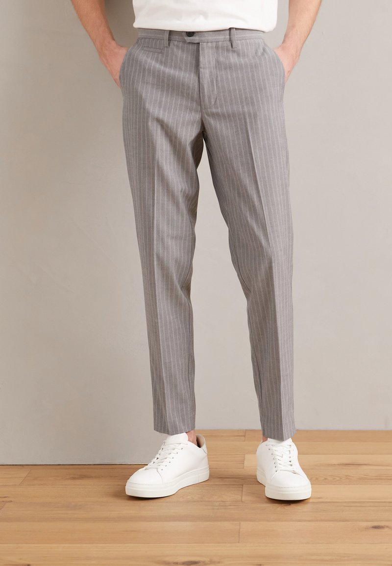 Lindbergh STRIPED CLUB PANTS - Trousers - grey - Zalando.co.uk