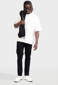 Redefined Rebel Straight leg jeans - deep black/black denim - Zalando.co.uk