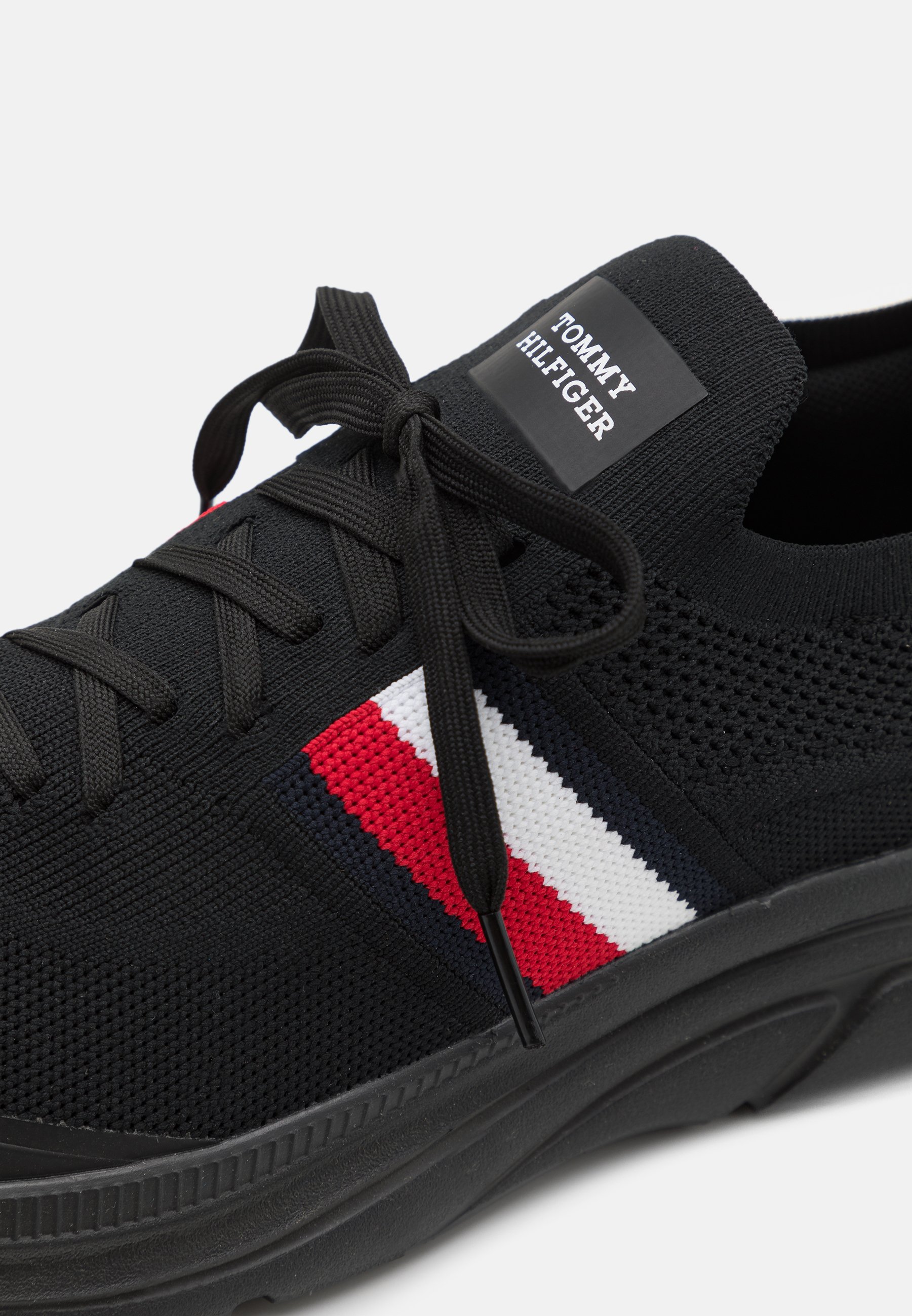 Tommy hilfiger training shoes store