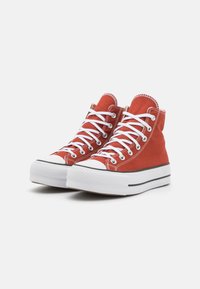 Converse CHUCK TAYLOR ALL STAR LIFT PLATFORM SEASONAL COLOR ...