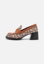 Coach NATALIE SIGNATURE LOAFER - Avokkaat - cocoa/burnished amber ...