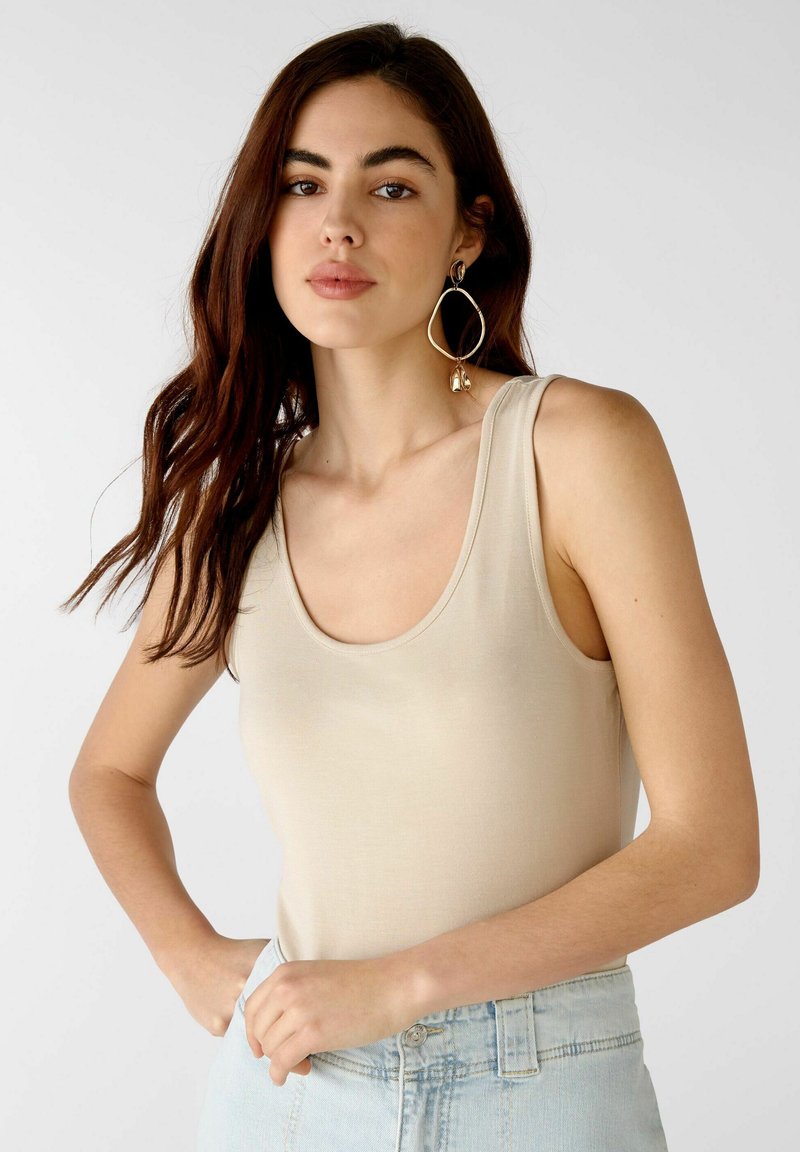 Oui ESSENTIAL - Top - light stone/stone - Zalando.de